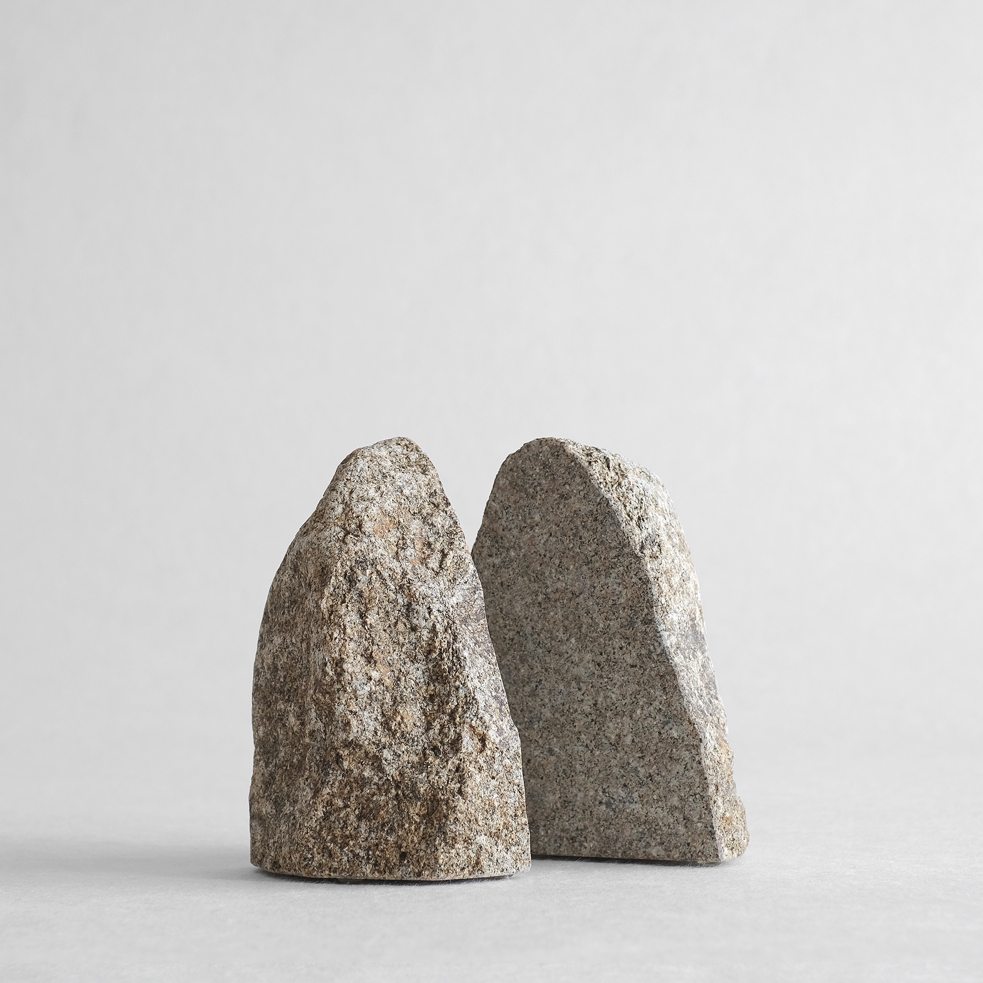 AJI PROJECT | Rock End - Analogue Life