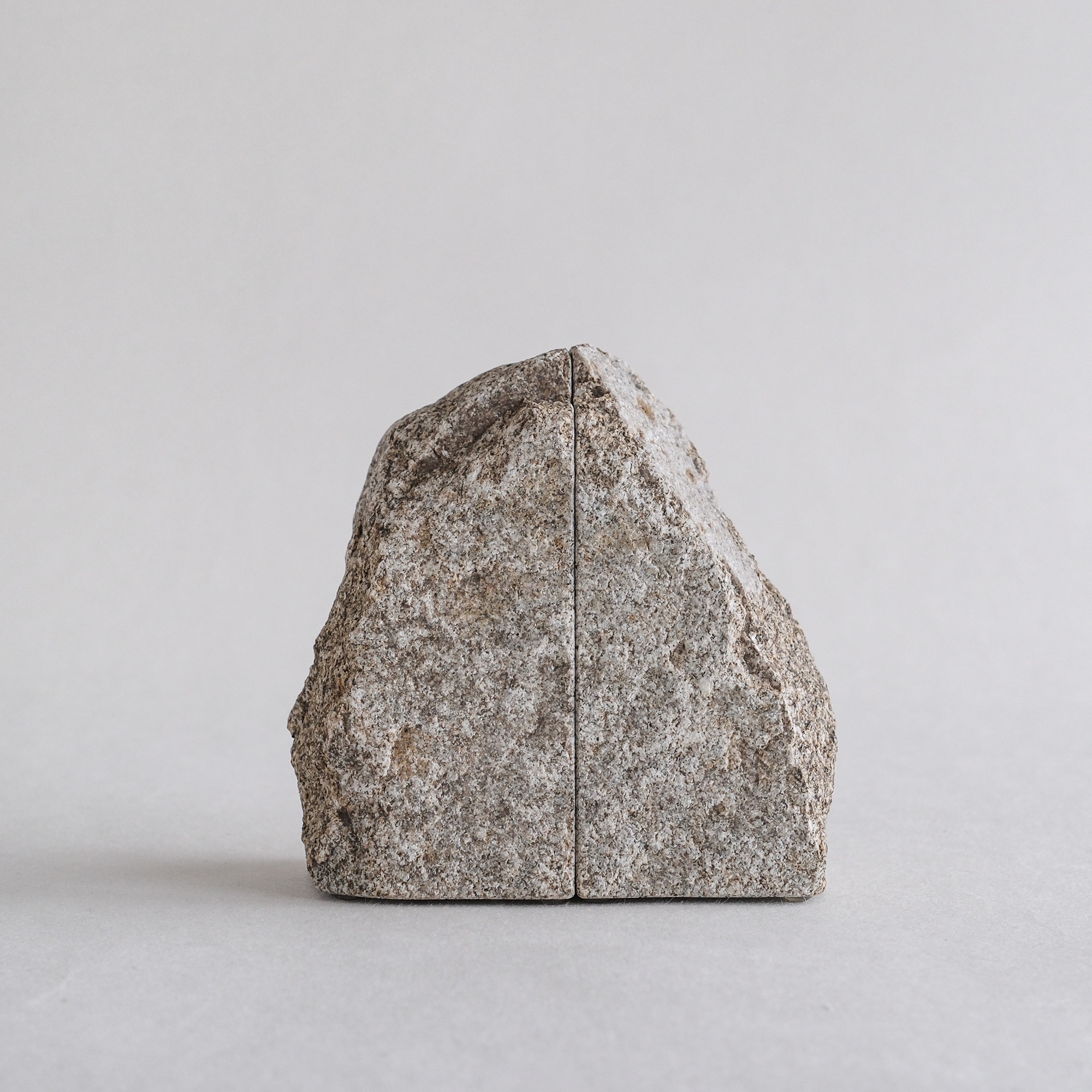 AJI PROJECT | Rock End - L - Analogue Life