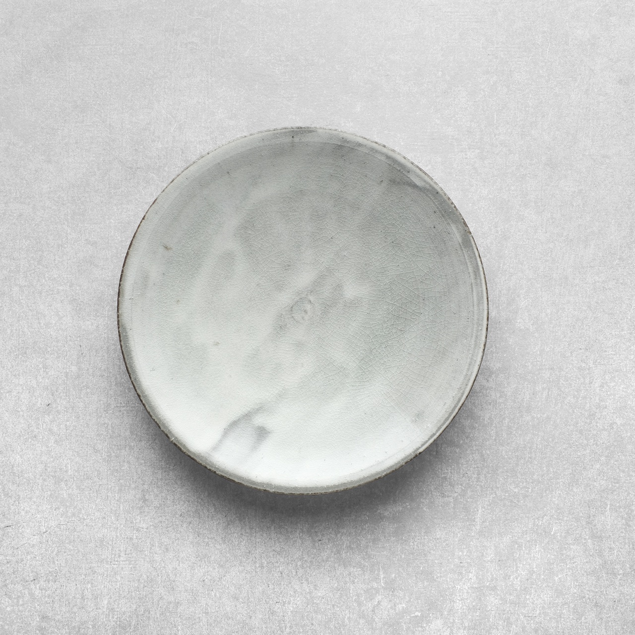 Natsu Hasegawa | Apple Ash Plate (23cm) - Analogue Life